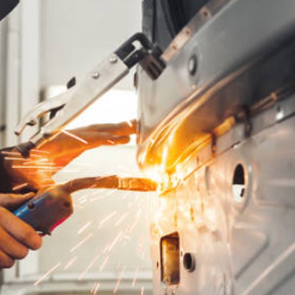 How To Weld On Auto Body Panels Using Flux Core Welding Machines ...